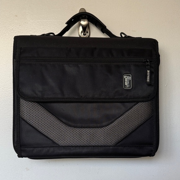 Tech Gear | Bags | Tech Gear Mega Pocket Binder With Pencil Case One ...